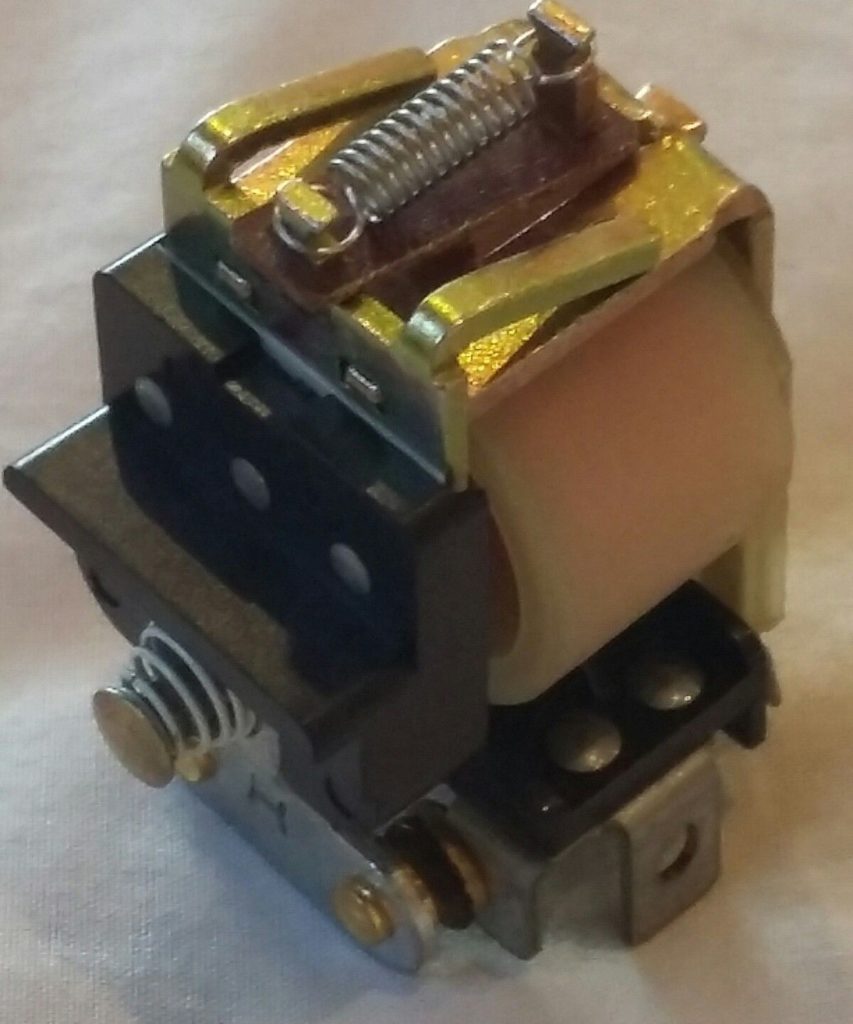 1x crown C3868-4 relay 24vdc / 400 ohms. M600 Amplifier - Audio Broker